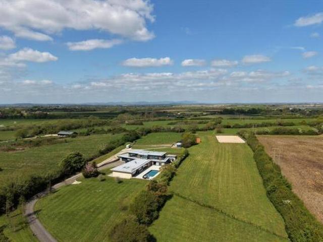 Hyde Lane, Cheltenham, 4 Bedroom Detached