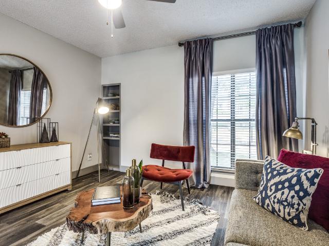 Hyde Park at Valley Ranch 2 Bedroom Apartment for Rent at 10201 N Macarthur Blvd, Irving, TX 75063 Valley Ranch