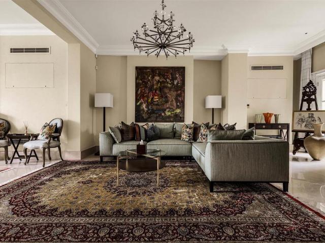 Hyde Park Gate Kensington And Chelsea 8 bed house to rent £35,000 pcm £8,077 pw