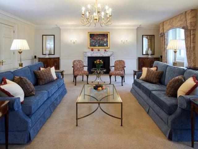 Hyde Park Gate, Kensington, 3 Bedroom Flat