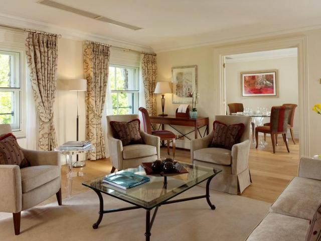Hyde Park Gate, London SW7 2 bed apartment to rent £16,467 pcm £3,800 pw