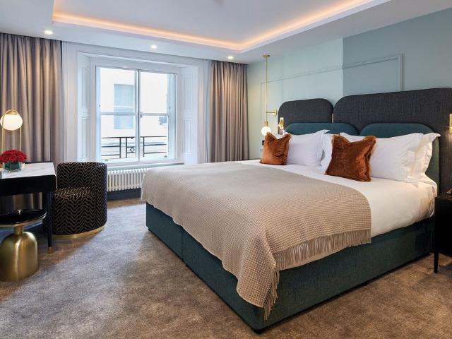 Hyde Park Gate, London SW7, 2 bed flat to rent, £19,500 pcm | PrimeLocation