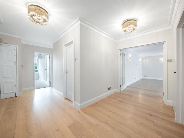 Hyde Park Gate, London SW7, 3 bed flat to rent, £9,500 pcm | PrimeLocation