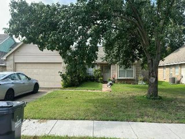 Hyde Park Dr