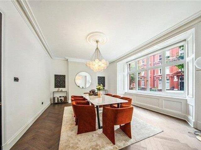 Hyde Park Mansions, Transept Street, 3 Bedroom Apartment