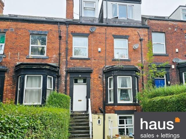Hyde Park Road, Hyde Park, Leeds LS6, 2 bed flat to rent, £925 pcm | PrimeLocation