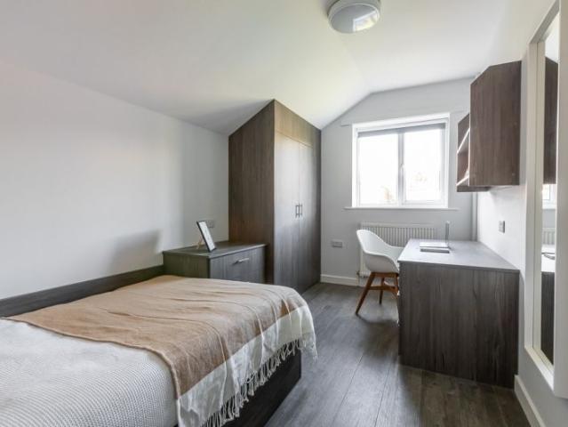 Hyde Park Road, Hyde Park, Leeds LS6, 4 bed shared accommodation to rent, £581 pppm | PrimeLocation