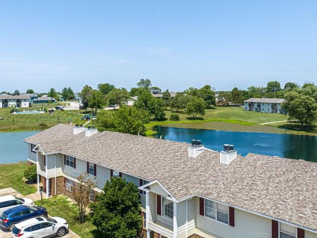 Hyde Park Townhomes & Apartments 2 Bedroom Apartment for Rent at 1000 Cooper Dr N, Columbia, MO 65201