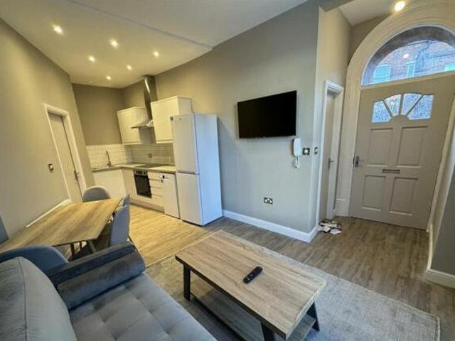 Hyde Park Villas, Hyde Park, 2 Bedroom Apartment