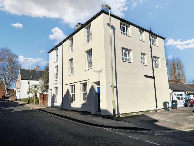Hyde Street, Winchester SO23, 2 bed flat to rent, £1,350 pcm | PrimeLocation
