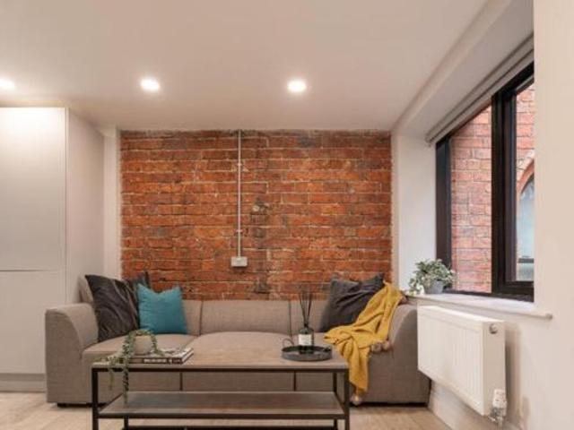 Hyde Terrace, Leeds, 2 Bedroom Apartment