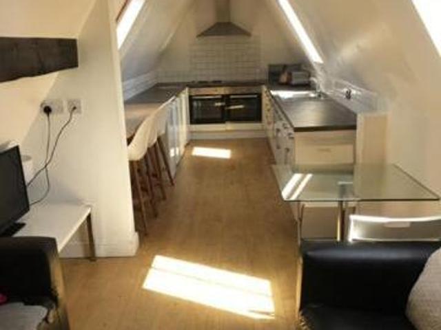 Hyde Terrace, Leeds, 7 Bedroom Apartment