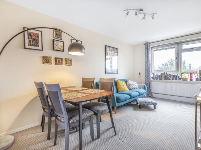 Hydethorpe Road, Balham, London, SW12