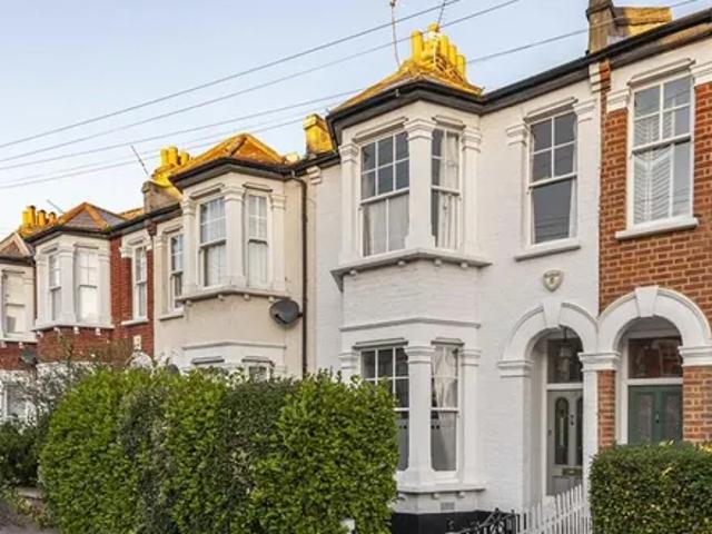 Hydethorpe Road, London, SW12 0DY, United Kingdom | 4 bed house for rent #139475265 | Rentberry