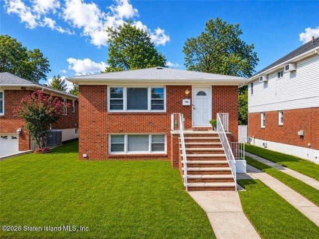 Hylan Blvd, Staten Island, Home For Sale