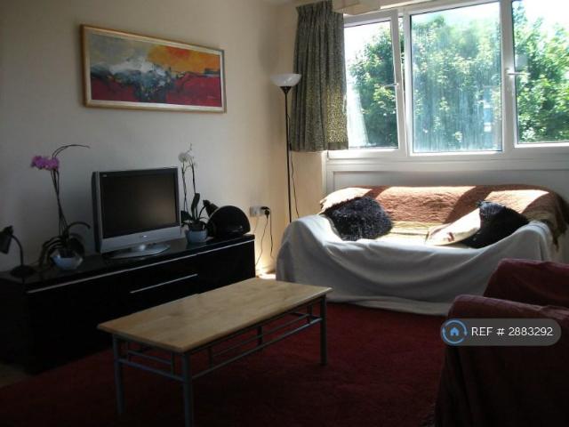 Hyperion House, London, E3 3 bed maisonette to rent £2,750 pcm £635 pw