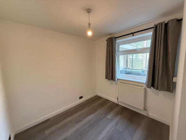 Hyrstdene, South Croydon CR2, 5 bed town house to rent, £2,700 pcm | PrimeLocation
