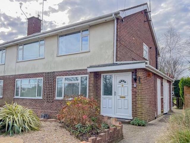 Hythe, Malwood Road West, 2 Bedroom Maisonette