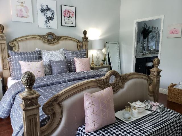 I am renting A ROOM NOT A HOUSE