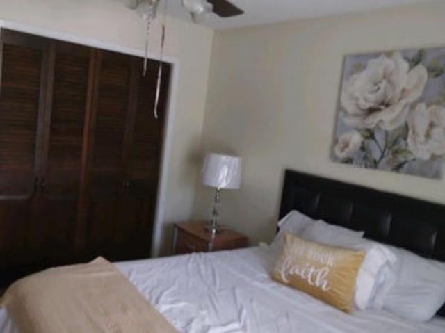 I am renting a room for female