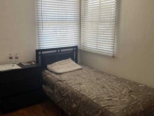 I am renting a room, share bathroom