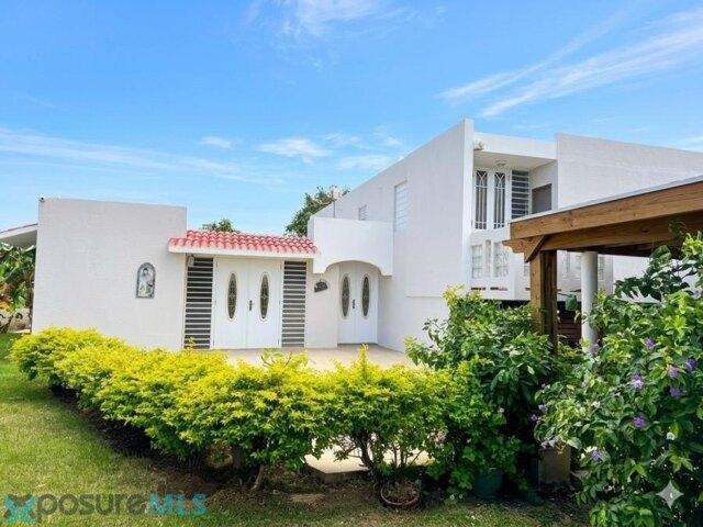 I Calle # J, Arecibo, Home For Sale
