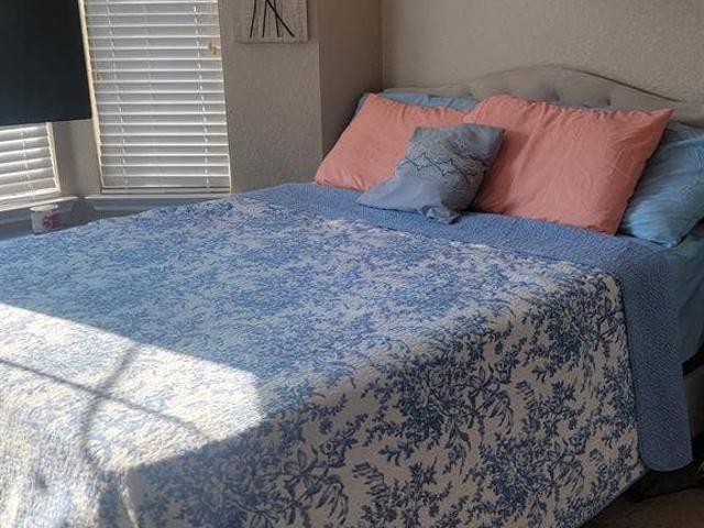 I have a room for rent in Fort Wort
