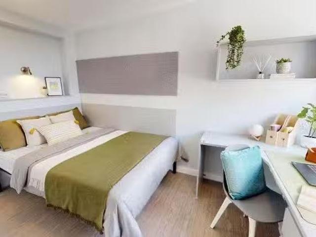 i Q Tufnell House, London Bronze En Suite Plus