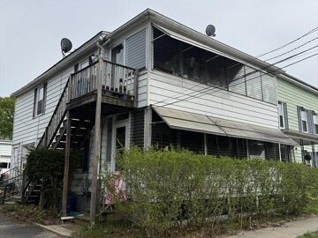 I St, Montague, Home For Sale