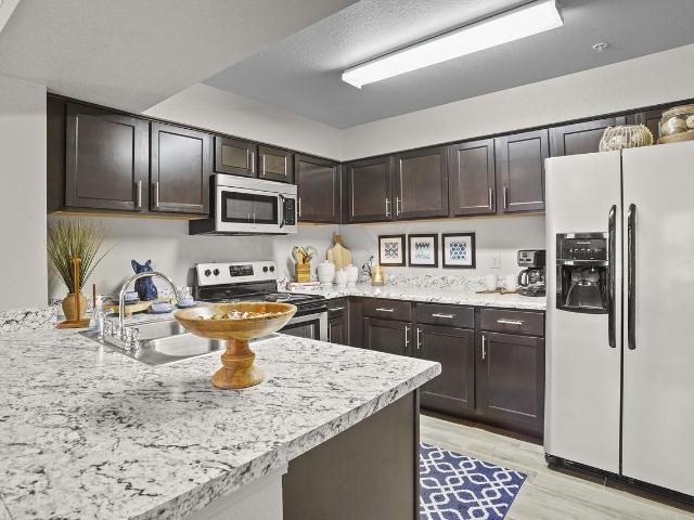 Icon at Broken Arrow Apartments 2 Bedroom Apartment for Rent at 4801 S Elm Pl, Broken Arrow, OK 74011