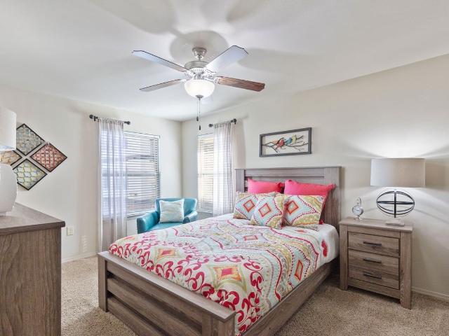 Icon at Lubbock 2 Bedroom Apartment for Rent at 6216 66th St, Lubbock, TX 79424