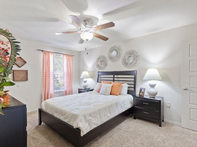 Icon at Lubbock 2 Bedroom Apartment for Rent at 6216 66th St, Lubbock, TX 79424