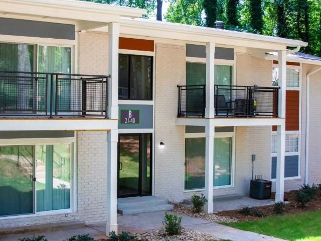 Icon Avondale Apartments 2 Bedroom Apartment for Rent at 3330 Mountain Dr, Decatur, GA 30032