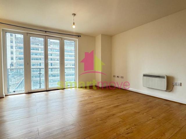 Icon Building, Ilford, Ilford, Essex. 1 bed apartment to rent £1,499 pcm £346 pw