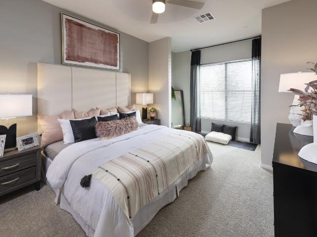 Icon @ Cooley Station 1 Bedroom Apartment for Rent at 2550 S Recker Rd, Gilbert, AZ 85295