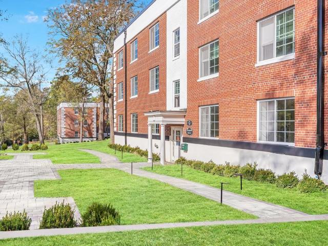 Icon Downtown Durham 2 Bedroom Apartment for Rent at 1500 Duke University Road #H1A, Durham, NC 27701