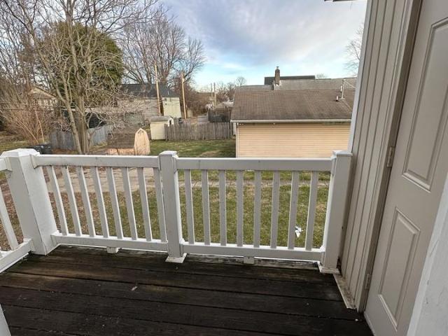 Icon Estates 1 Bedroom Apartment for Rent at 8 E Blackford Ave, Evansville, IN 47713 Blackfords's Grove