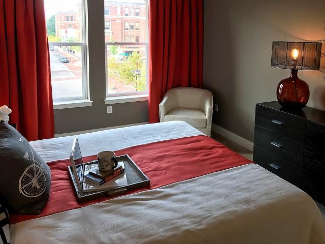 ICON Residences at The Rotunda 1 Bedroom Apartment for Rent at 727 W 40th St, Baltimore, MD 21211 Hampden
