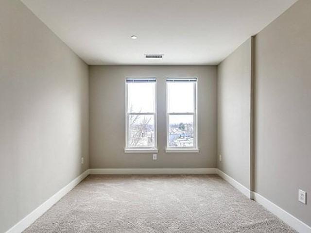 ICON Residences at The Rotunda 2 Bedroom Apartment for Rent at 727 W 40th St, Baltimore, MD 21211 Hampden