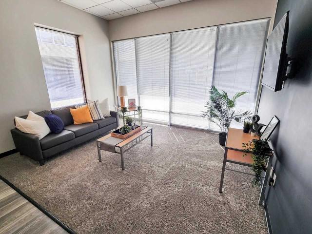 Icon 2 Bedroom Apartment for Rent at 374 S Grand Blvd, St. Louis, MO 63103 Midtown
