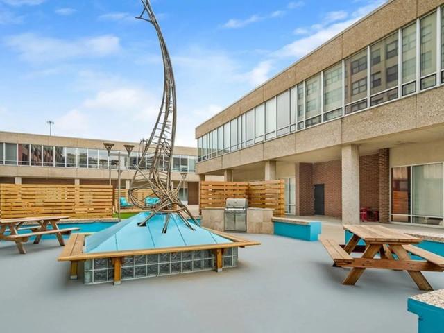 Icon 3 Bedroom Apartment for Rent at 374 S Grand Blvd, St. Louis, MO 63103 Midtown
