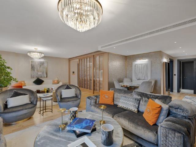 Iconic apartment in the one and only Battersea Power Station