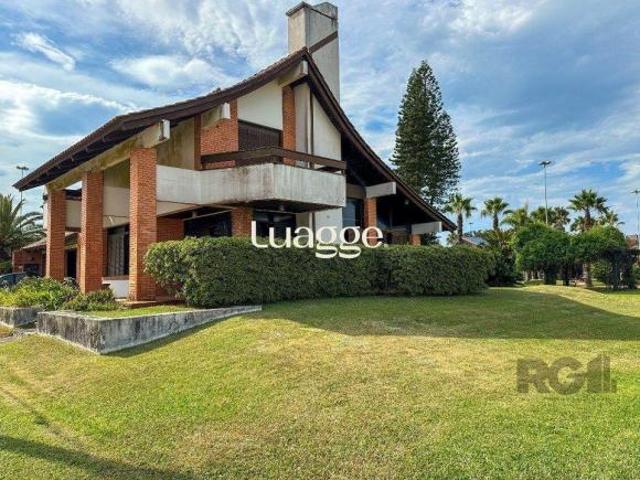Icônica Casa para comprar a poucos metros do mar em Atlântida