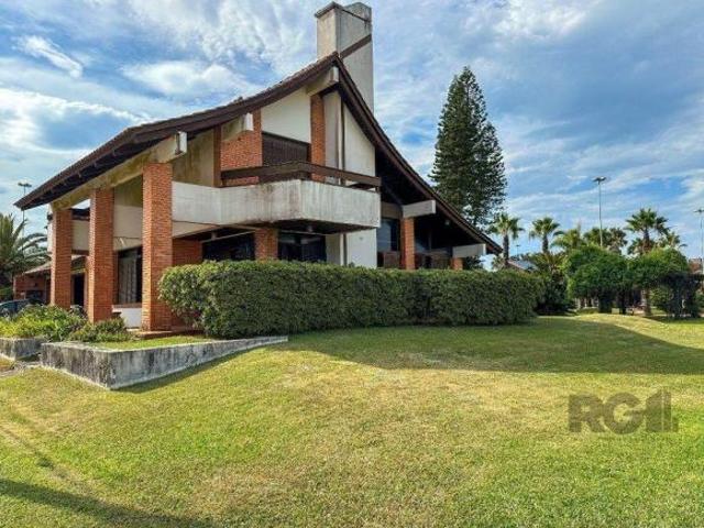 Icônica Casa para comprar a poucos metros do mar em Atlântida