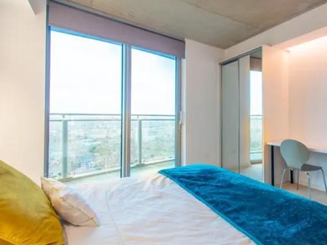 iCare Dental, 30 Western Gateway, Custom House, London, E16 1YL, United Kingdom | Room for rent #165993964 | Rentberry