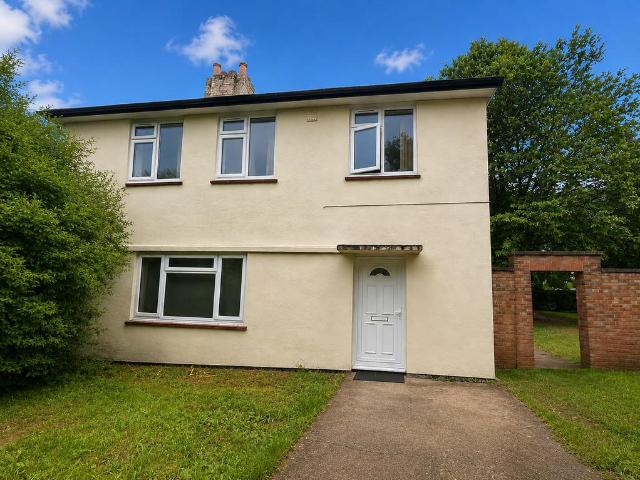 Icknield Way, Letchworth 2 bed maisonette to rent £1,275 pcm £294 pw