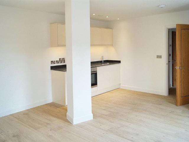 Icknield House, 40 West Street, Dunstable, LU6 1BS
