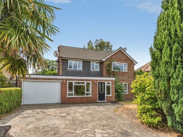 Iberian Way, Camberley GU15, 4 bed detached house to rent, £3,000 pcm | PrimeLocation