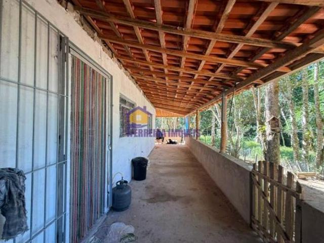 Ibiúna, chácara com 1400m bem localizada