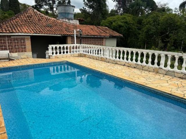 IBIÚNA CHÁCARA com  1.163,00m2  Sede 3 Suítes + 1 dorm, Piscina, Fogão à Lenha